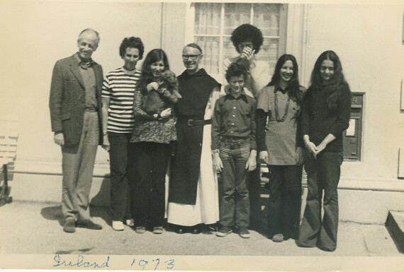 Hurst Rooney Family - Trees for Life